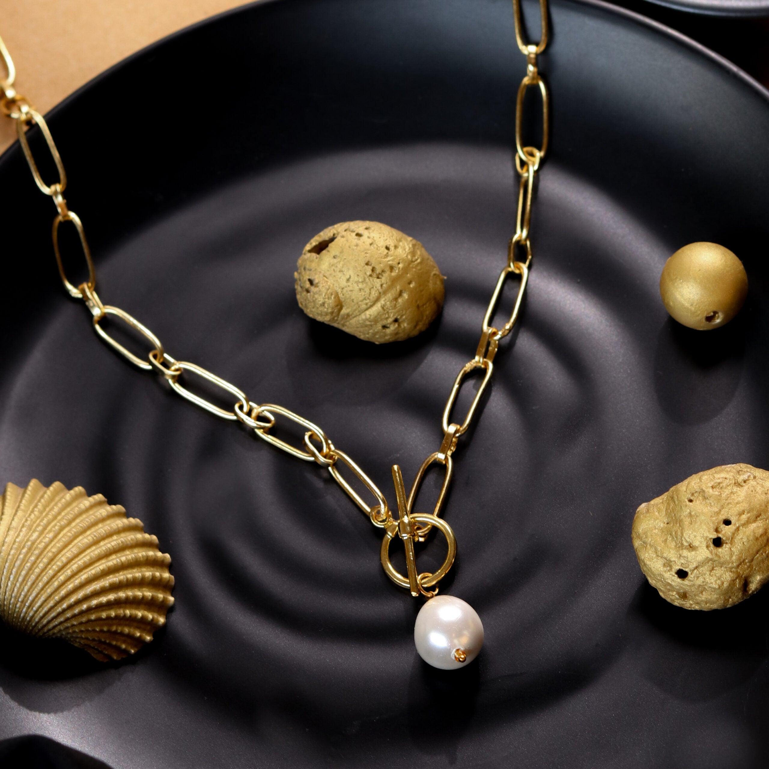 Shop Paper Clip Chain Necklace Online | Chains For Women | Johori